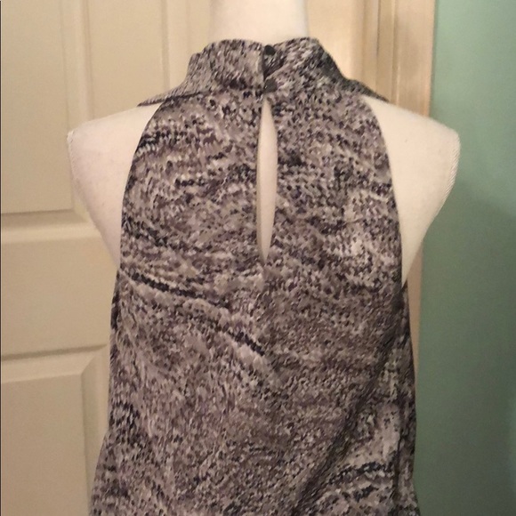 Violet & Claire | Tops | Violet Claire Sleeveless Blouse W Keyhole Back ...